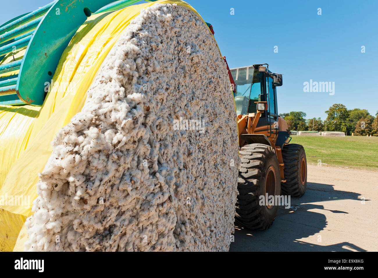 Module feeder hi-res stock photography and images - Alamy