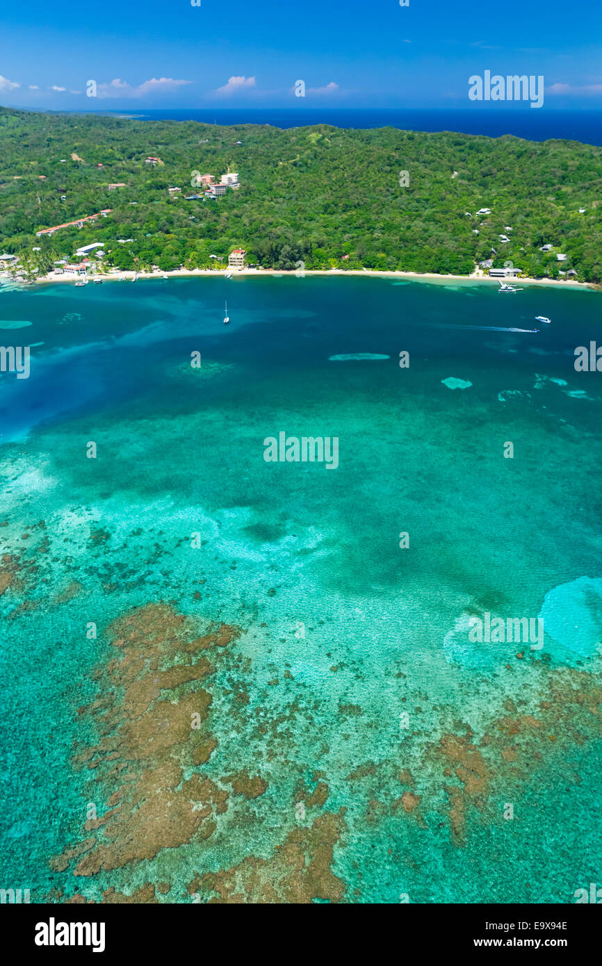 Aerial photo of the island of Roatan, Honduras Stock Photo - Alamy