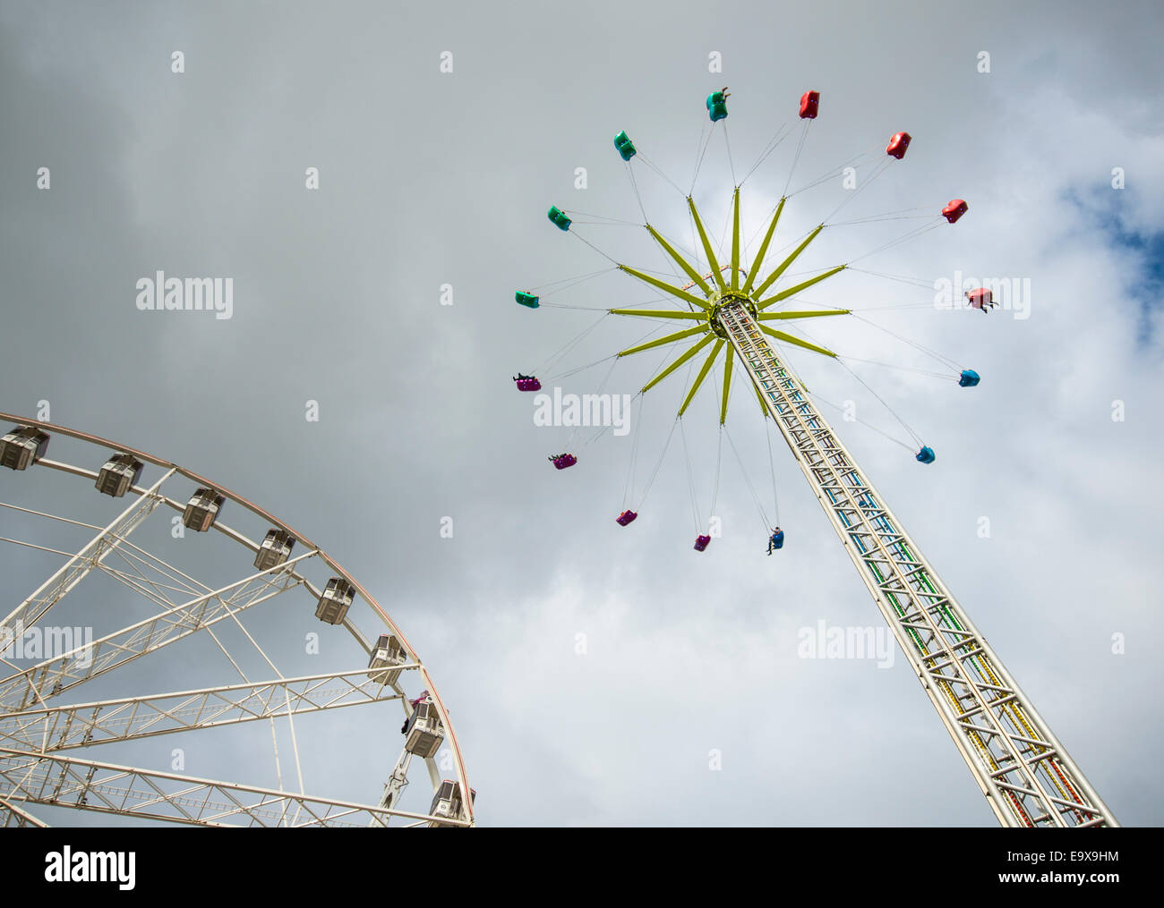 Exciting rides hi-res stock photography and images - Alamy