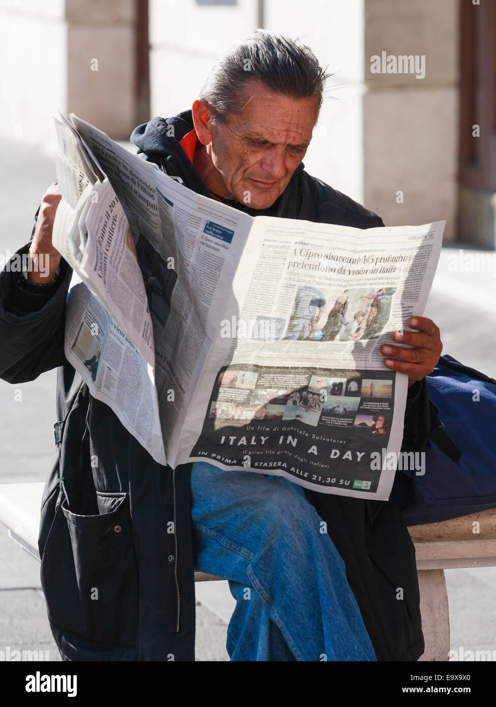 Reading photography hi-res stock photography and images - Alamy