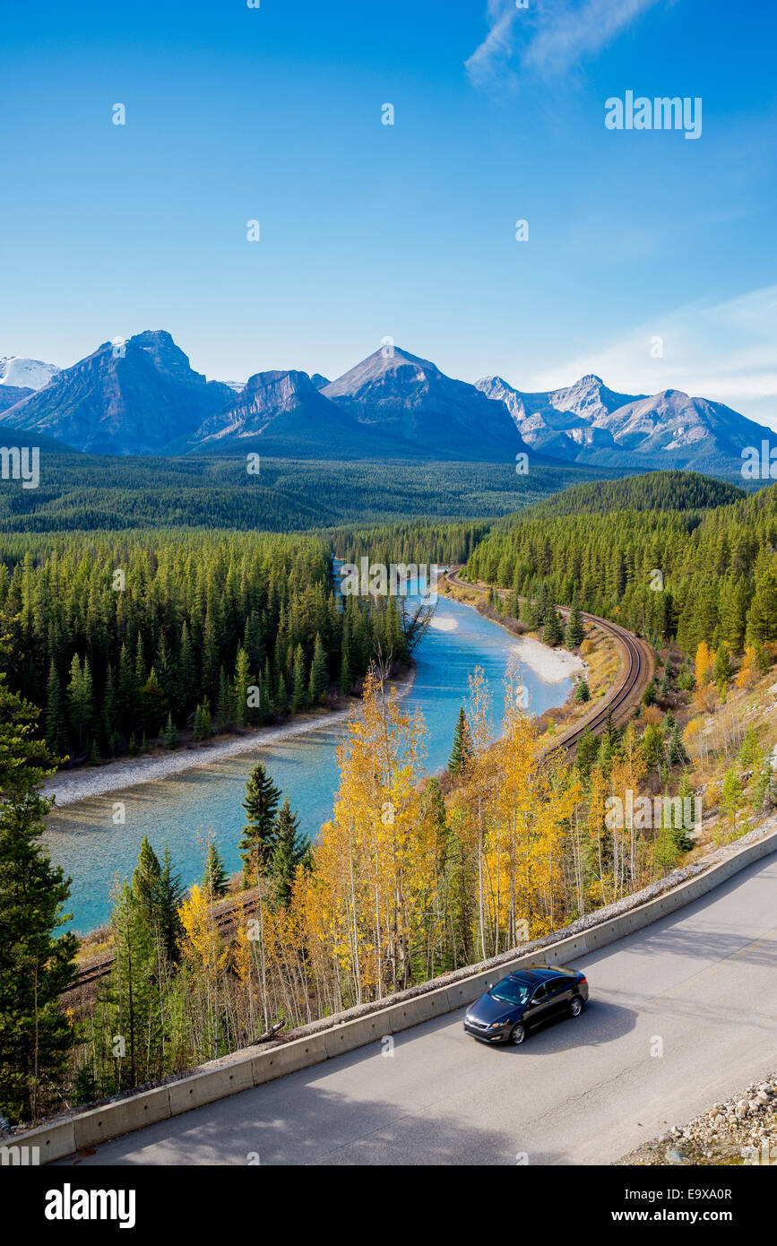 Highway banff national park hi-res stock photography and images - Alamy