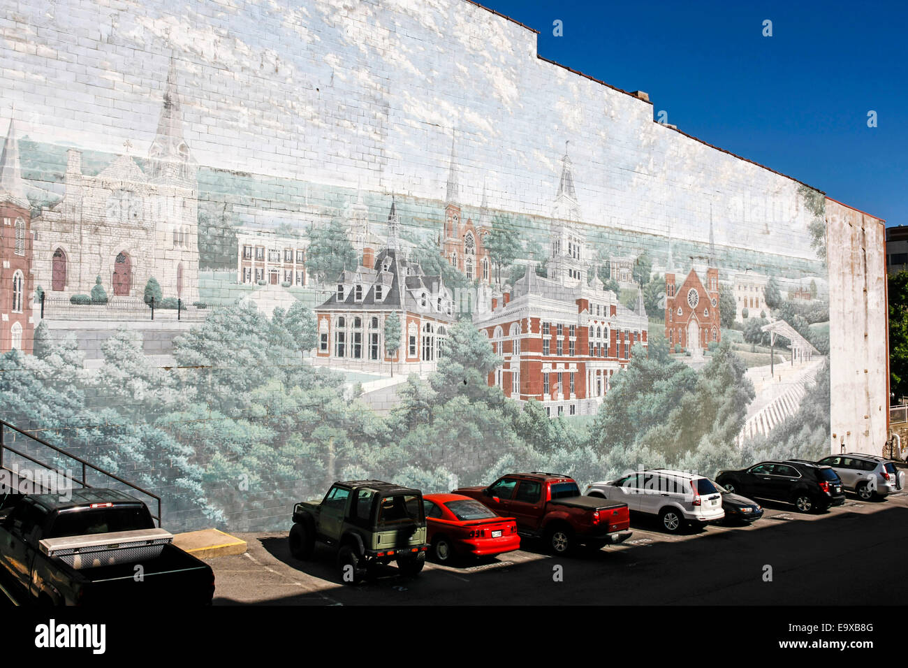 Giant mural hi-res stock photography and images - Alamy