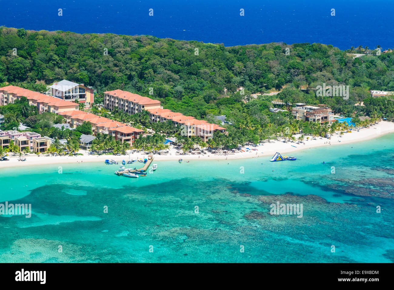 Aerial photo of Roatan island's West Bay Stock Photo - Alamy