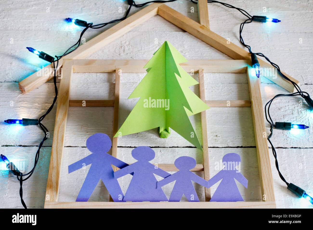 Paper tree hi-res stock photography and images - Alamy