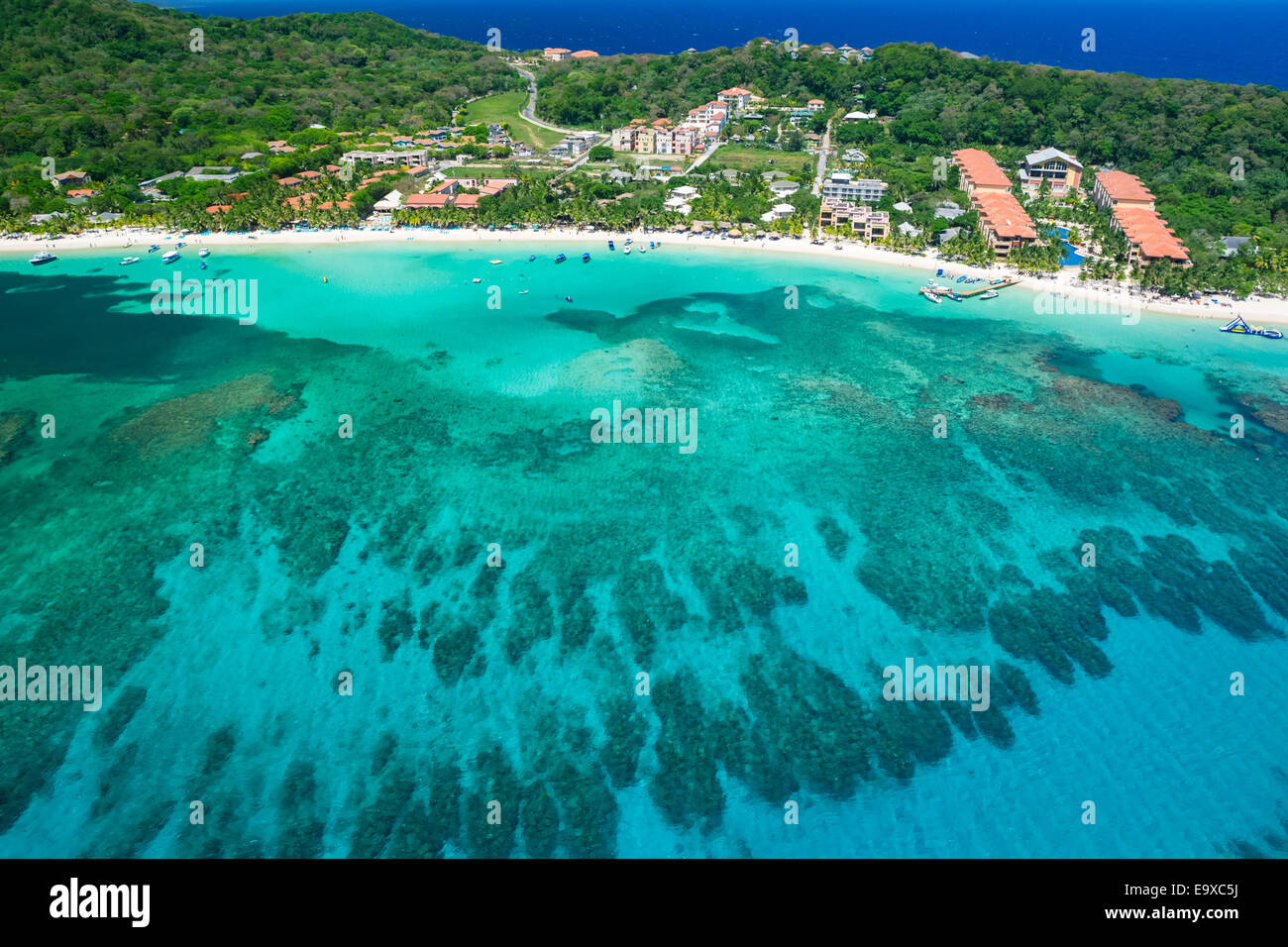 Infinity bay roatan hi-res stock photography and images - Alamy