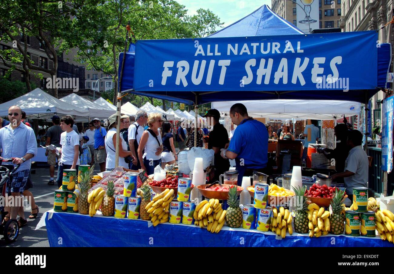 Fruit shakes hi-res stock photography and images - Alamy