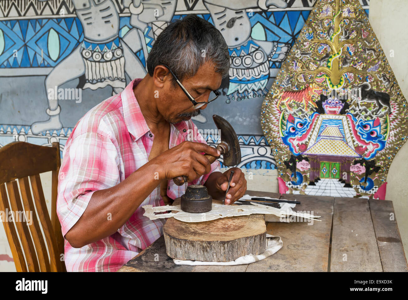 Java man hi-res stock photography and images - Alamy