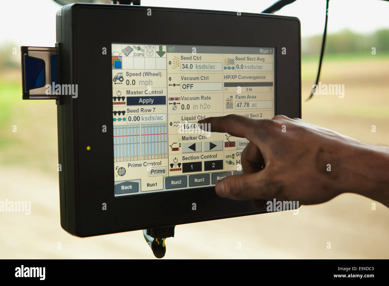 Tractor cab touch screen hi-res stock photography and images - Alamy