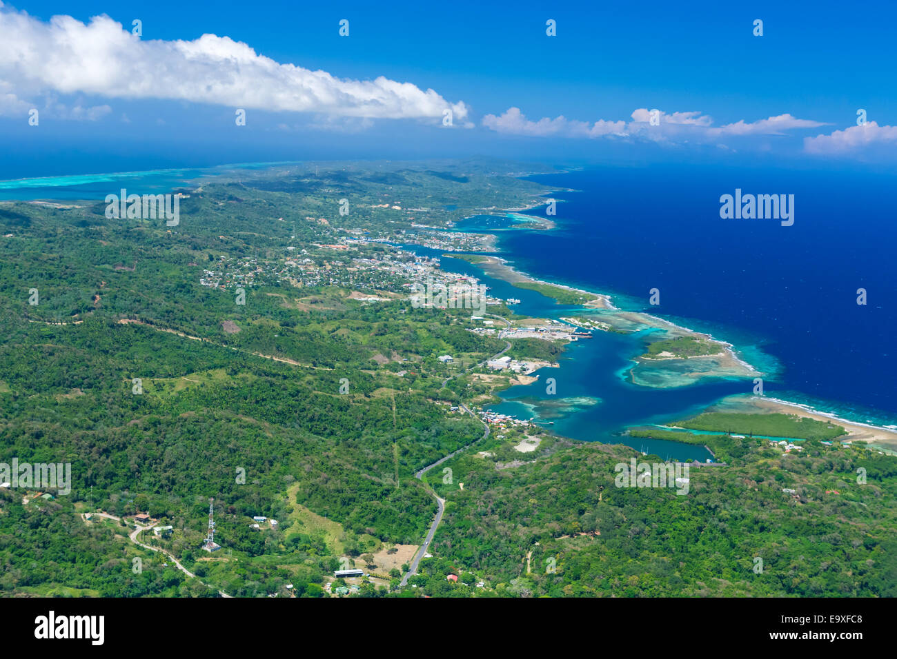 Aerial photo of the island of Roatan, Honduras Stock Photo - Alamy