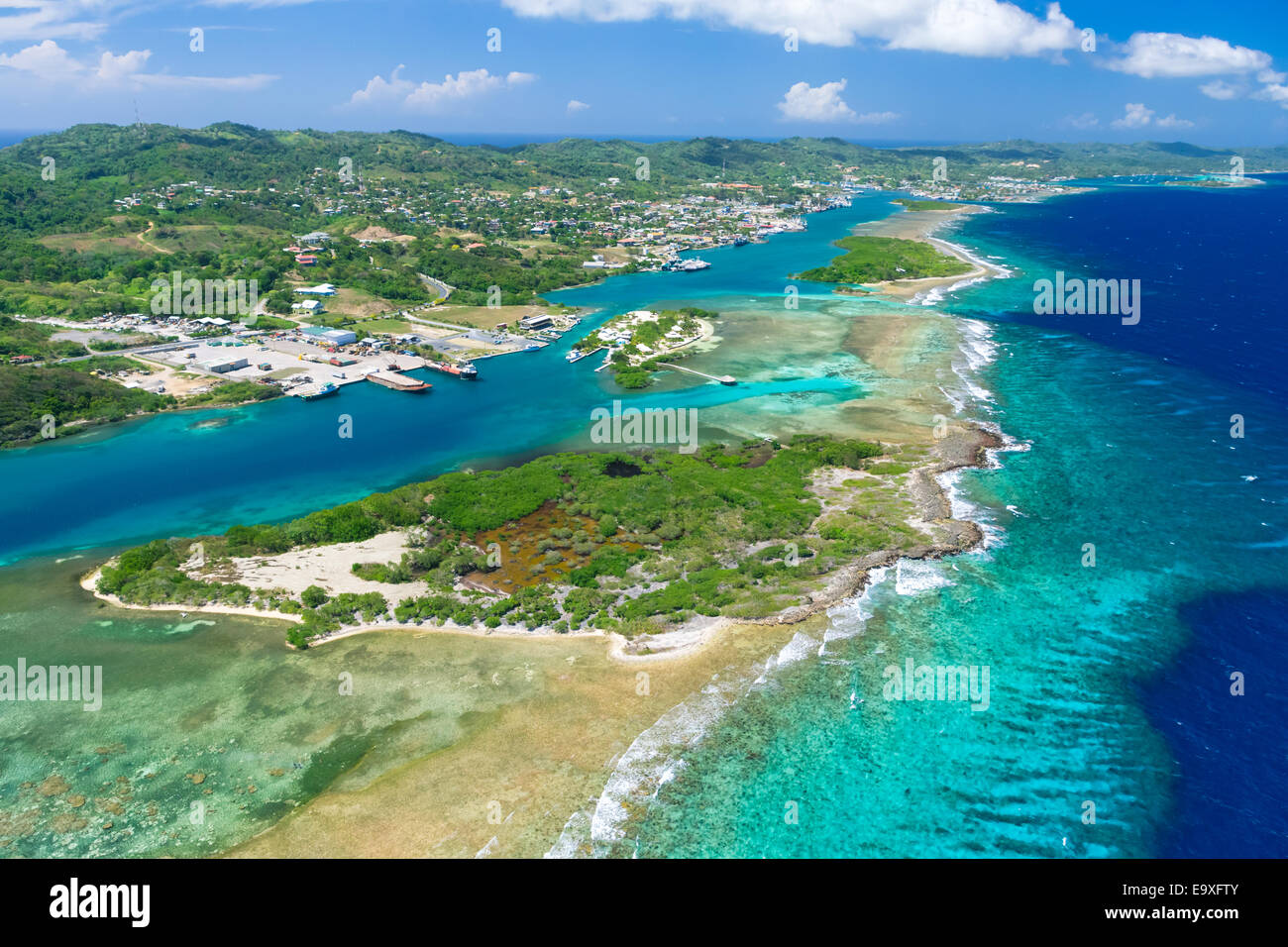 Aerial photo of the island of Roatan, Honduras Stock Photo - Alamy