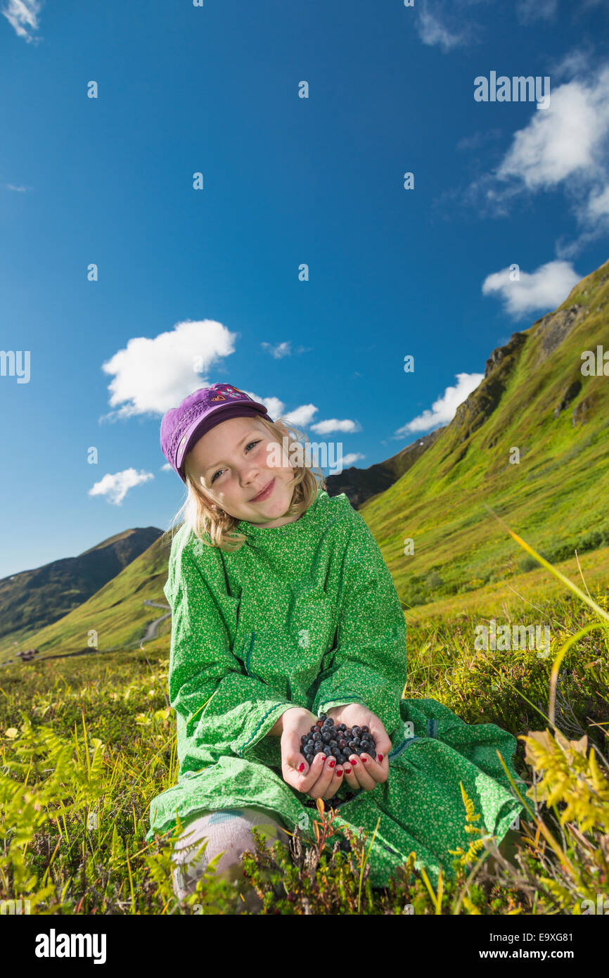 Alaska berry picking hi-res stock photography and images - Alamy