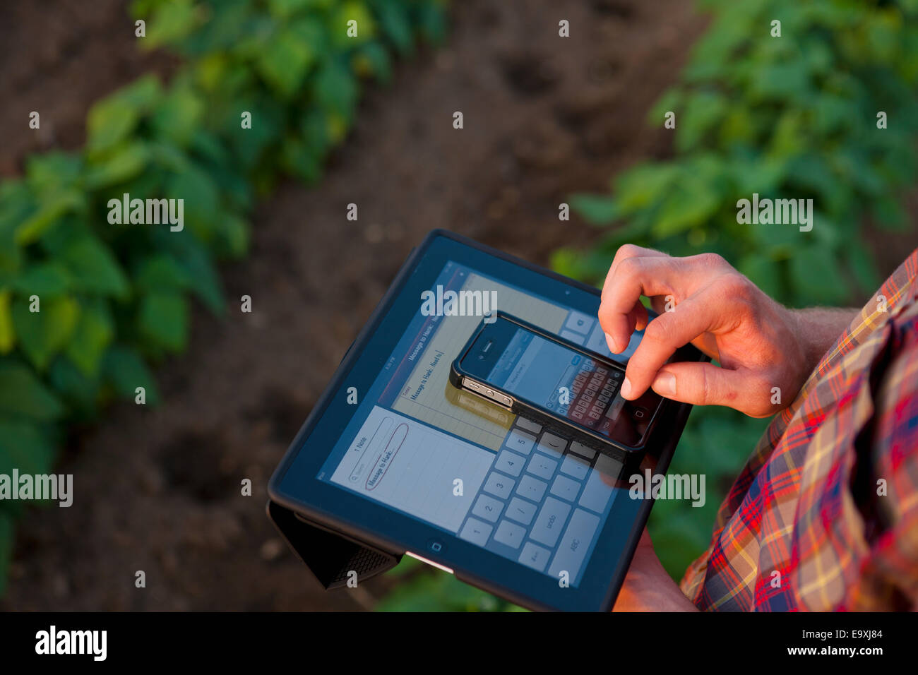 Farming app hi-res stock photography and images - Alamy
