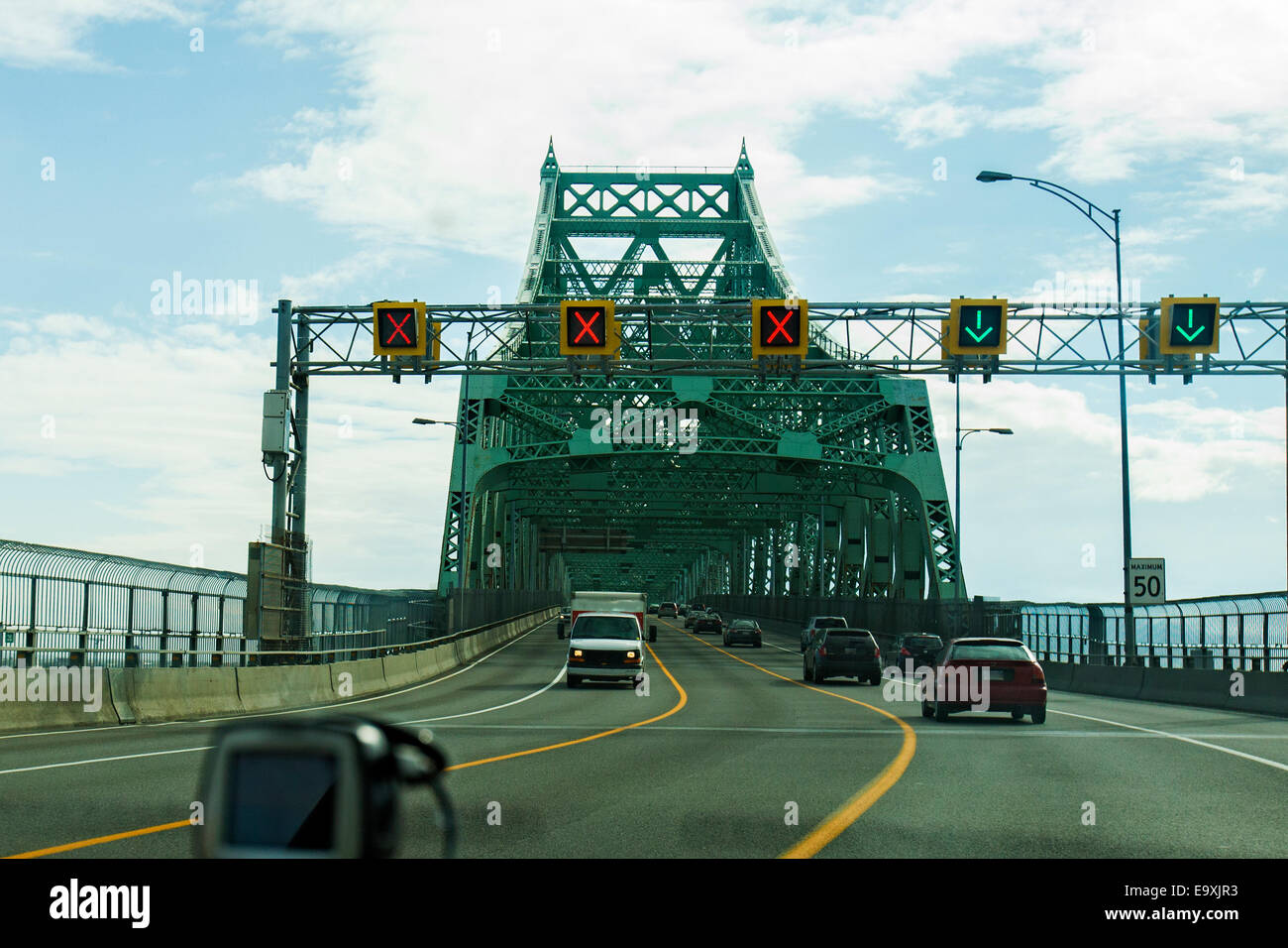 Montreal, Quebec-Canada, Victoria bridge Stock Photo - Alamy