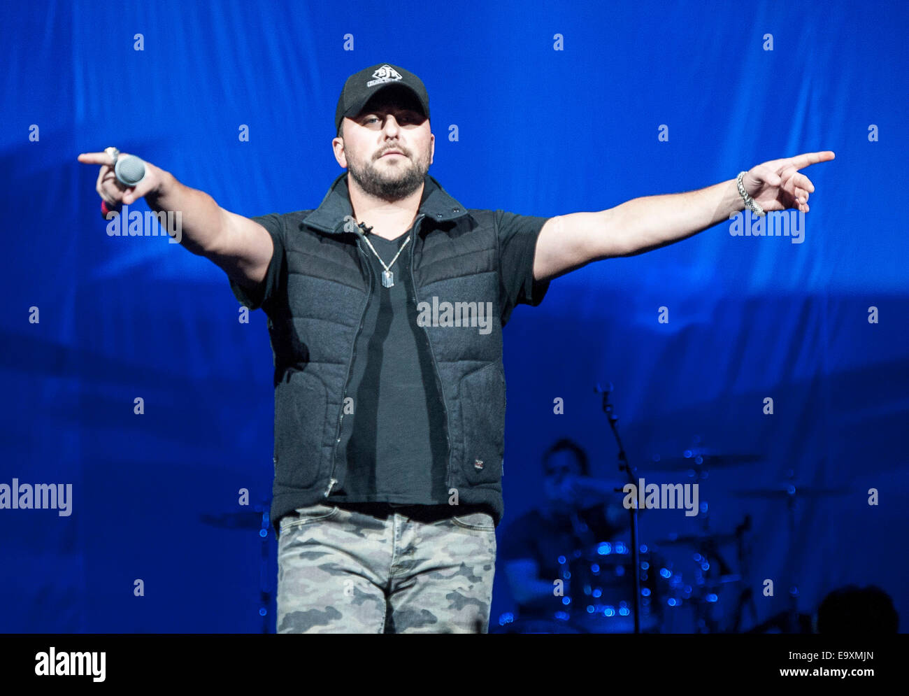Oct. 30, 2014 - Raleigh, North Carolina; USA - Musician TYLER FARR ...