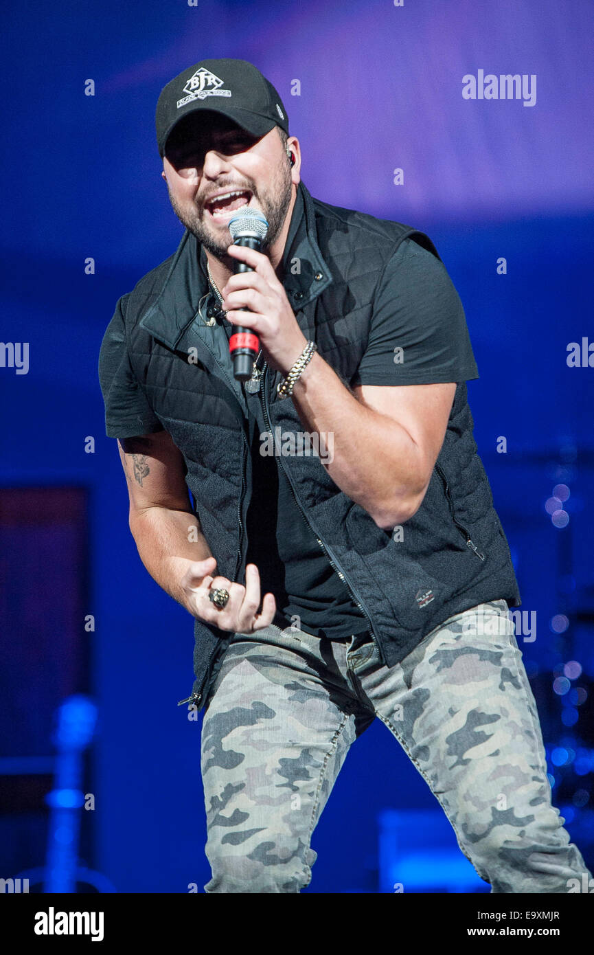 Oct. 30, 2014 - Raleigh, North Carolina; USA - Musician TYLER FARR ...