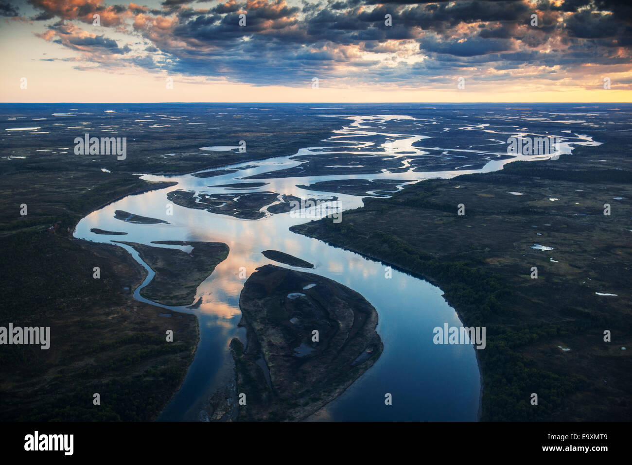 Kvichak bay hi-res stock photography and images - Alamy