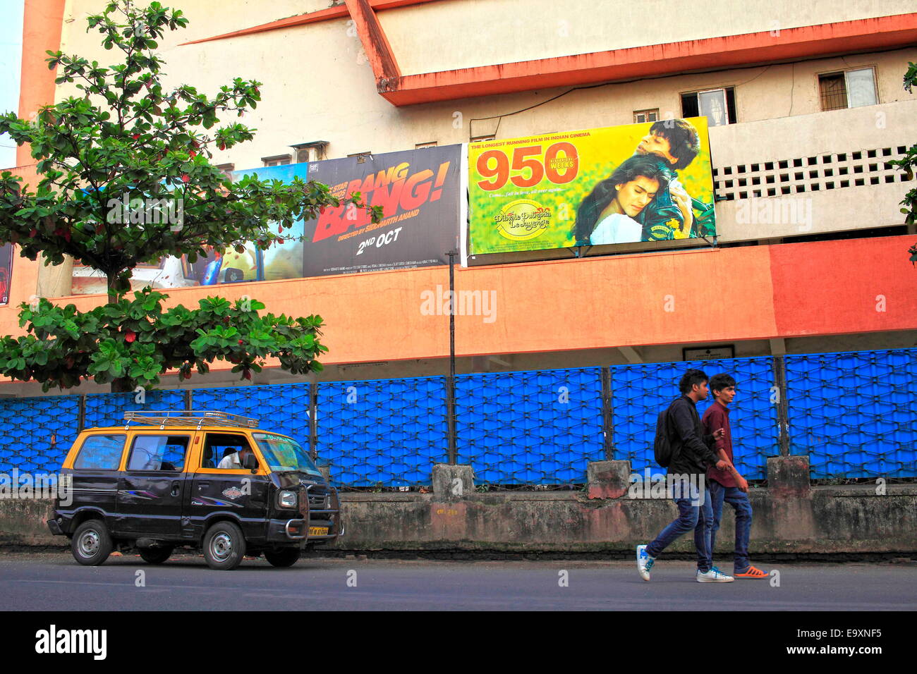 Dilwale Dulhania Le Jayenge Film Theater In Maharashtra