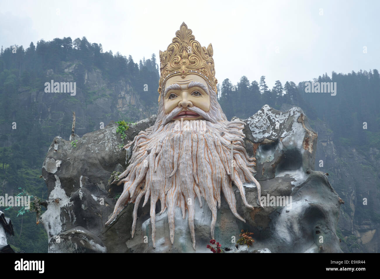 statue of a king Stock Photo - Alamy