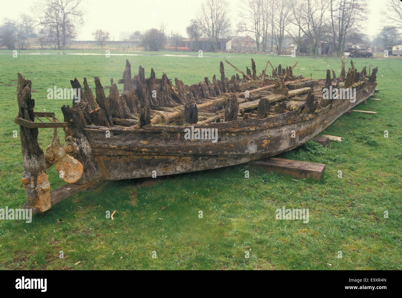 Steam barge hi-res stock photography and images - Alamy
