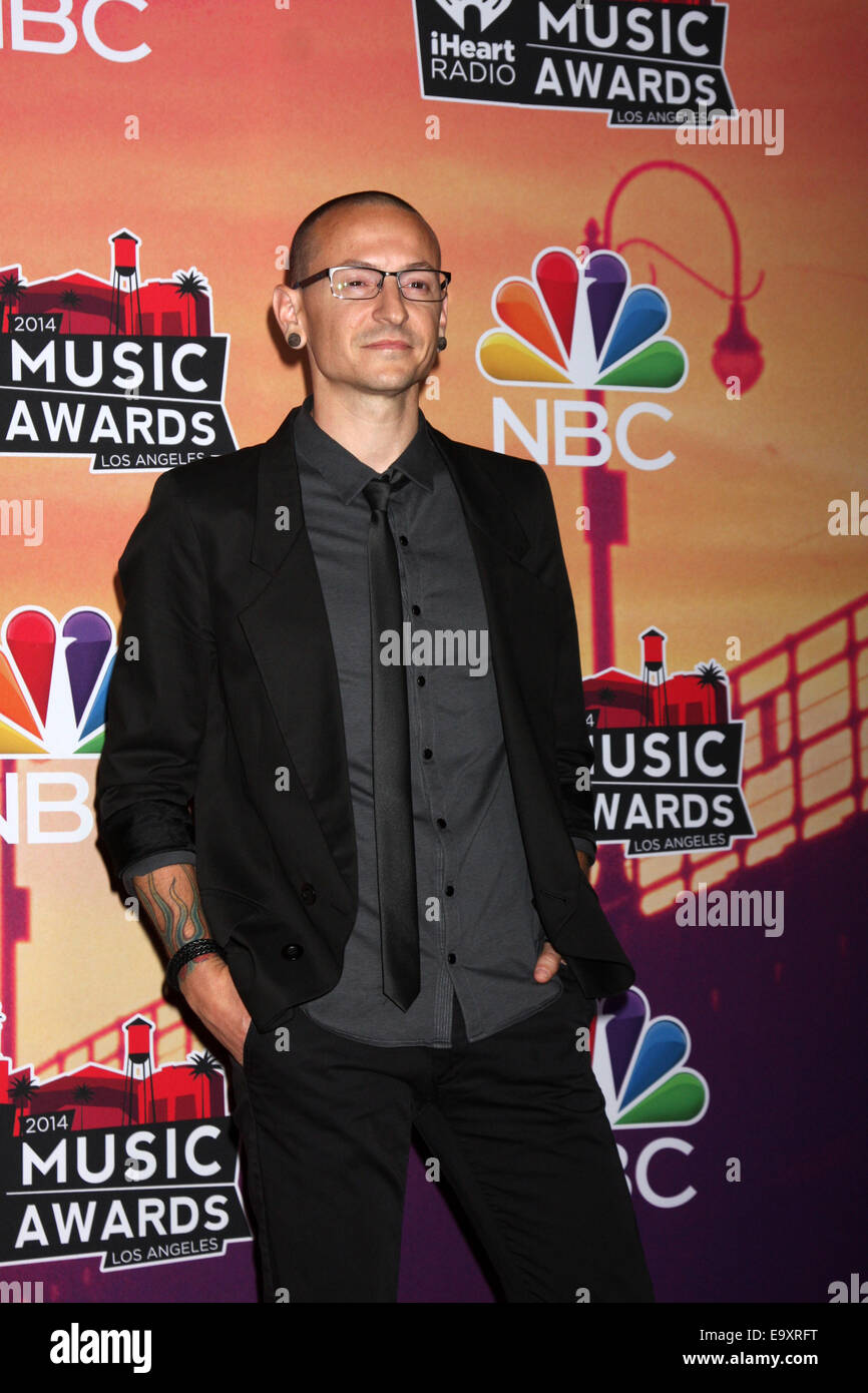 iHeart Radio Music Awards Press Room Featuring: Chester Bennington ...