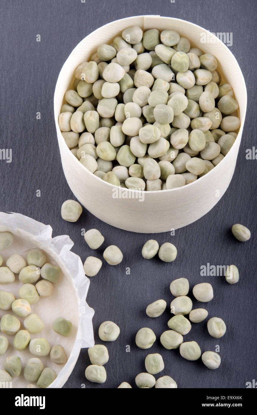 Round green box hi-res stock photography and images - Alamy