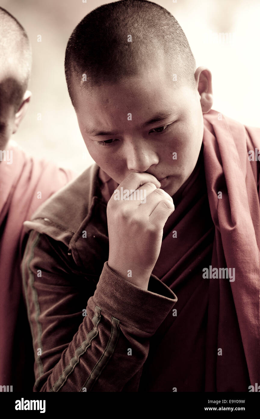 Bhutan hands hi-res stock photography and images - Alamy