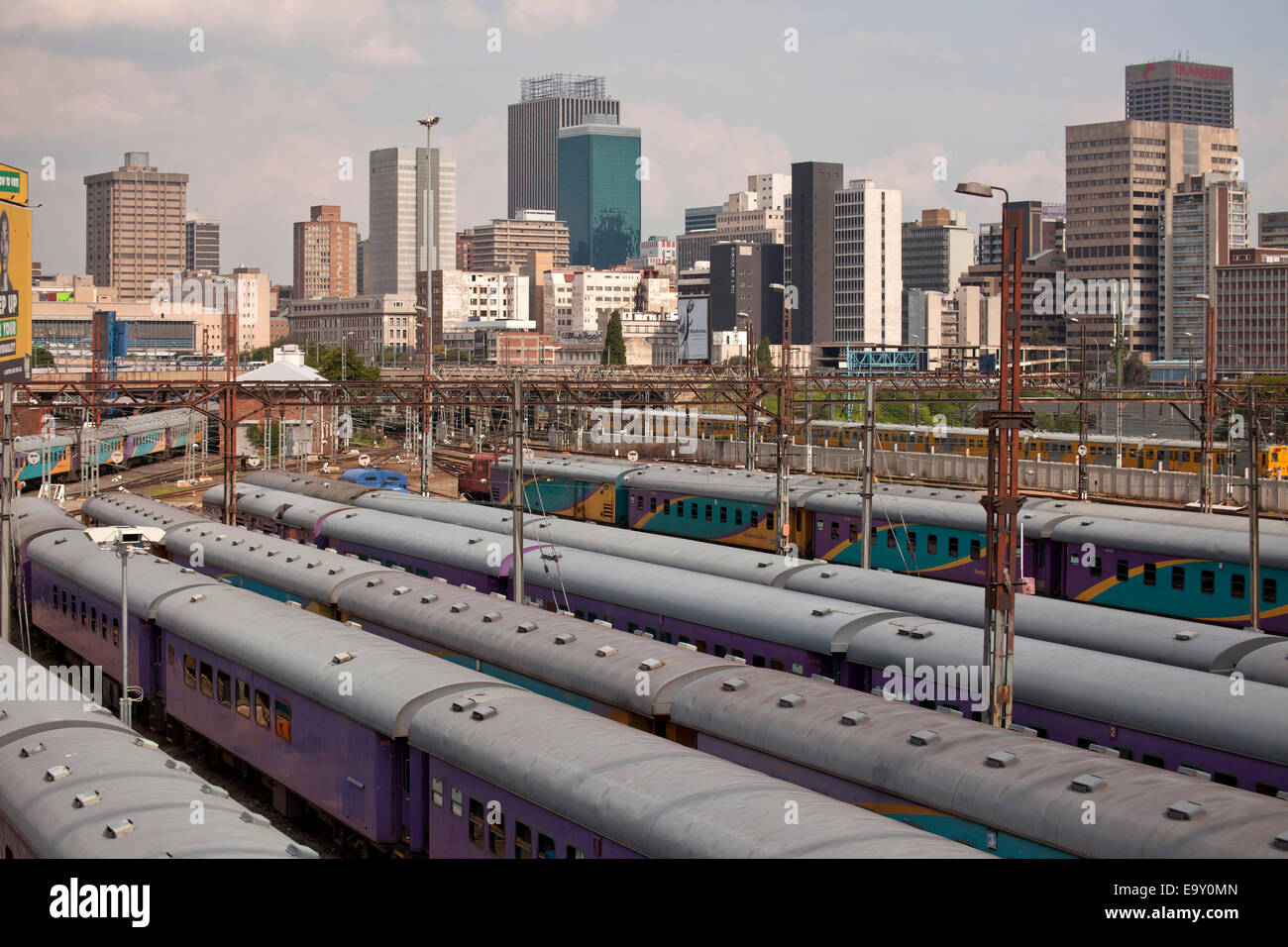 Central station with skyline hi-res stock photography and images - Alamy