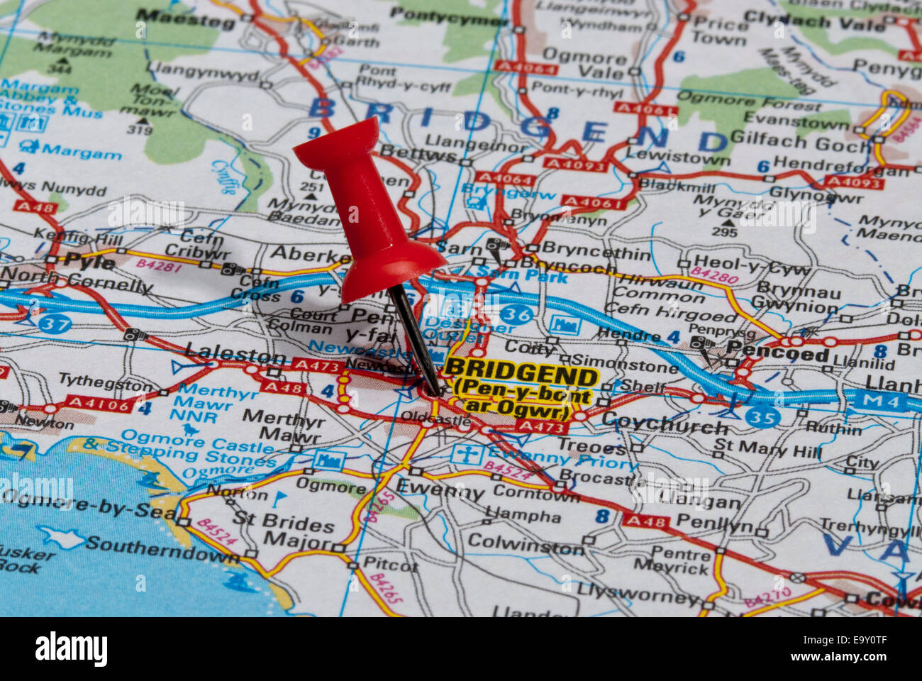 Bridgend wales town hi-res stock photography and images - Alamy