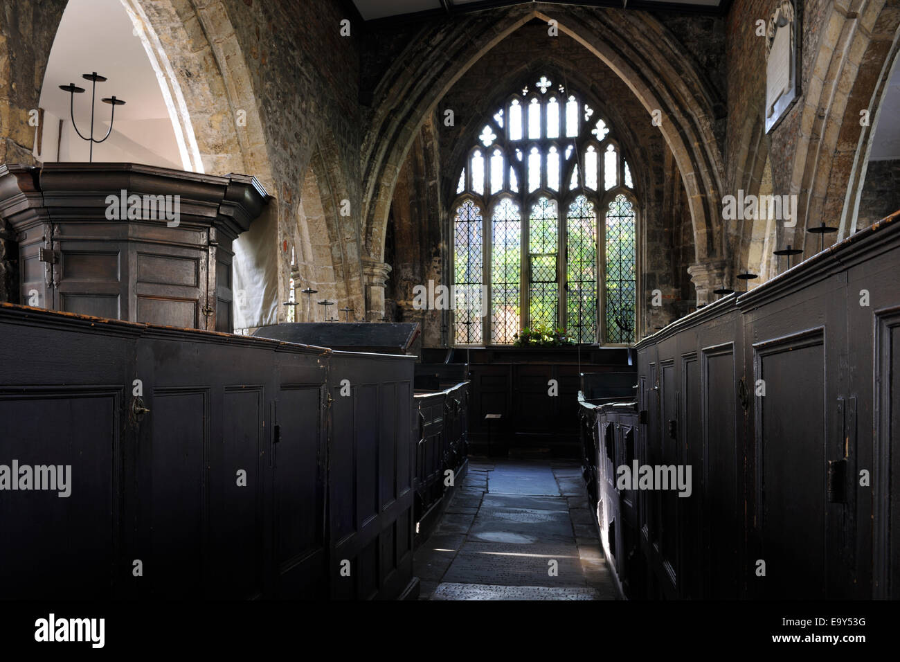 Box pews church hi-res stock photography and images - Alamy