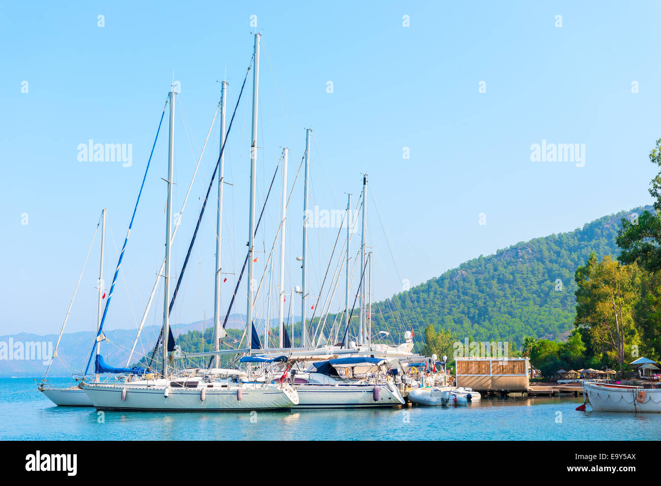 Deflated sails hi-res stock photography and images - Alamy