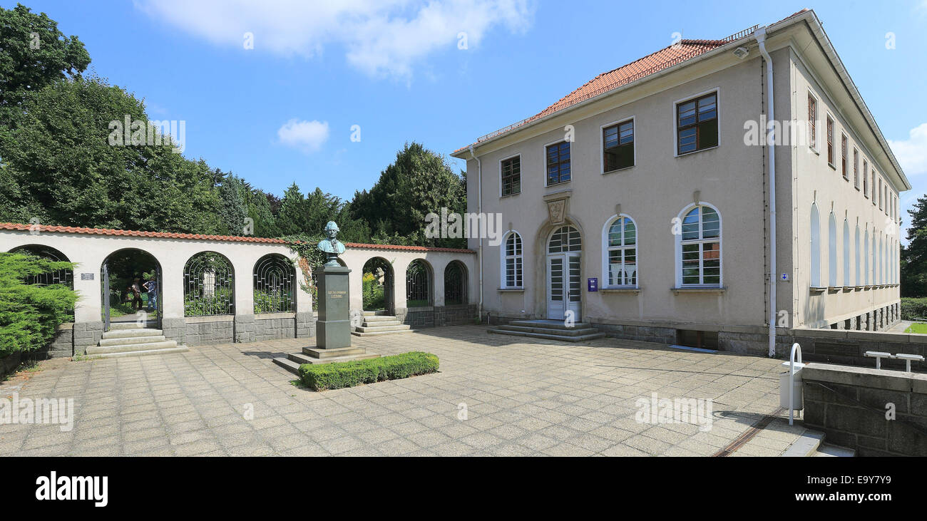 Kamenz, Germany. 8th Aug, 2014. The bust of 18th century German poet ...
