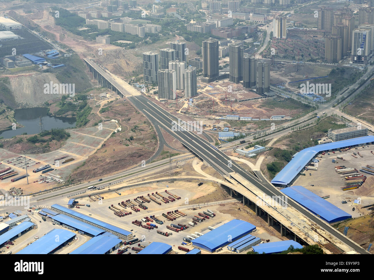 Overpass overlooking Chongqing Two Rivers Area Stock Photo - Alamy