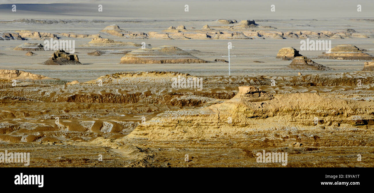 Qinghai desert scenery hi-res stock photography and images - Alamy