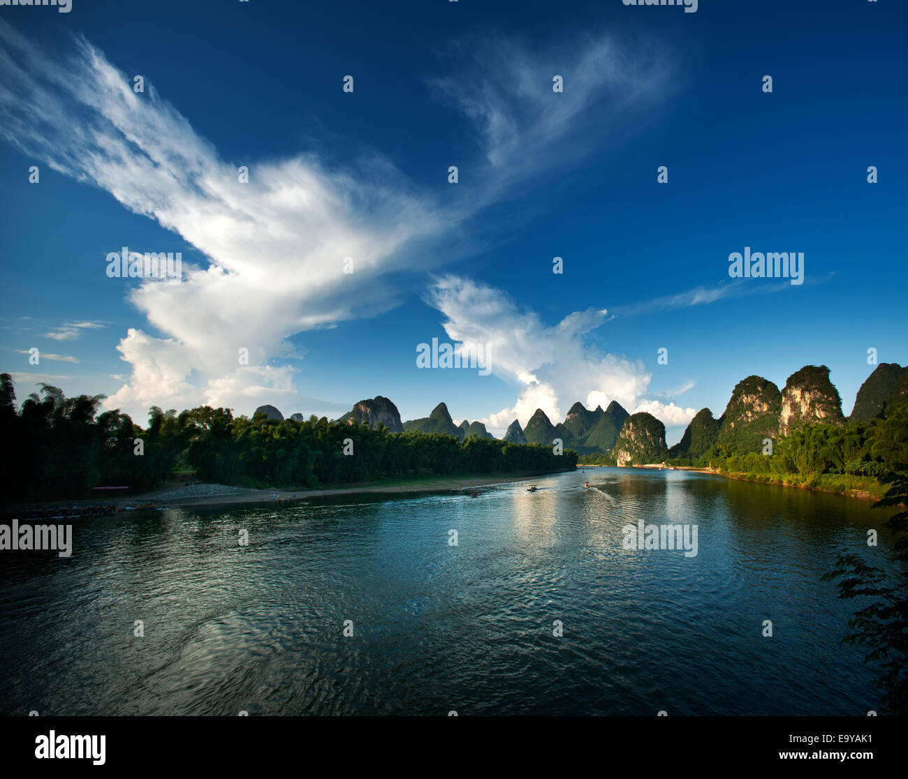 Guilin, Yangshuo scenery Stock Photo - Alamy