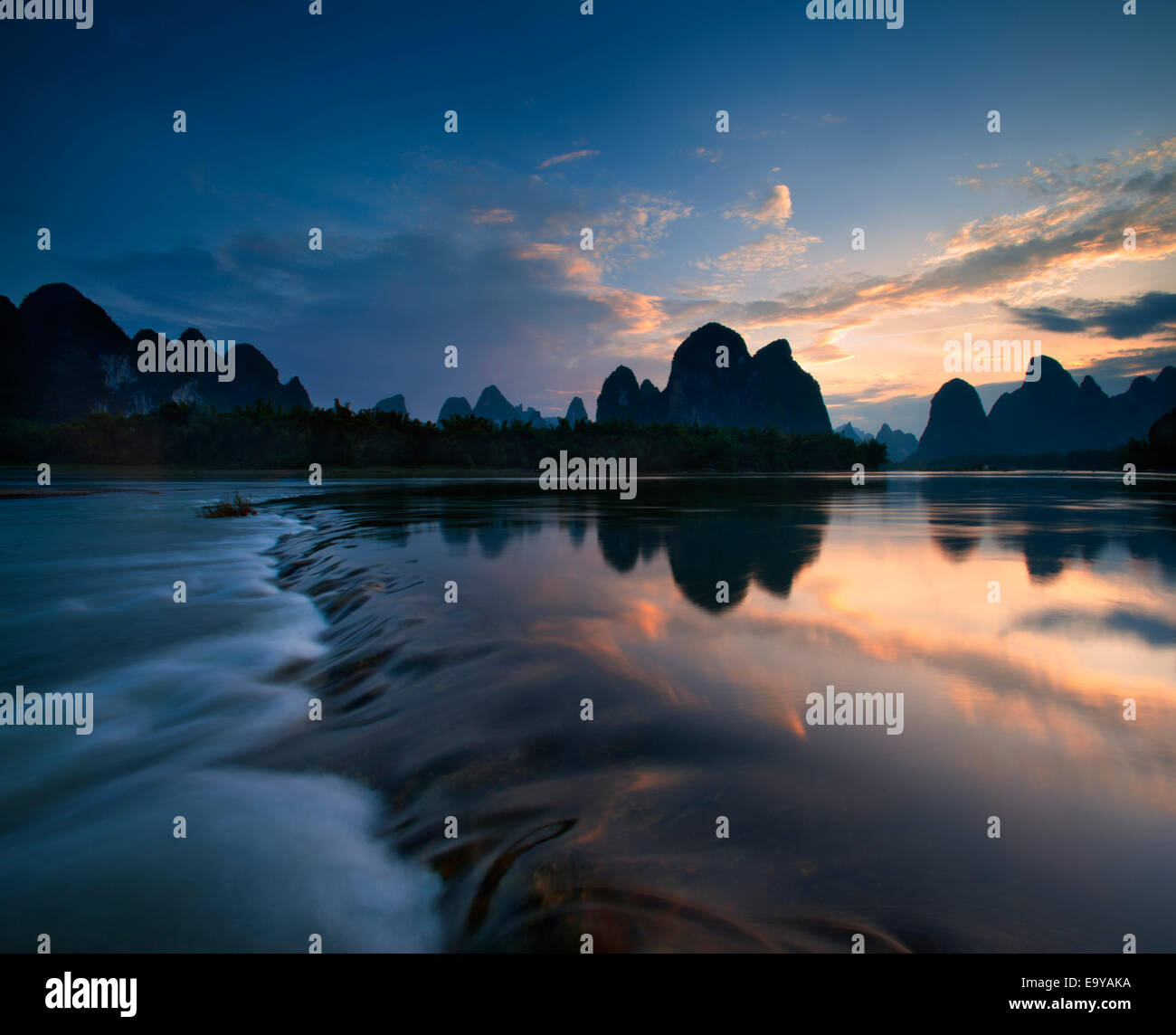 Guilin, Yangshuo scenery Stock Photo - Alamy