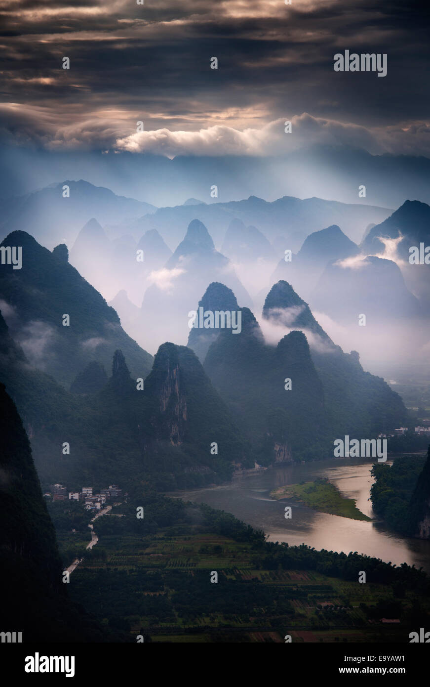 Guilin, Yangshuo scenery Stock Photo - Alamy