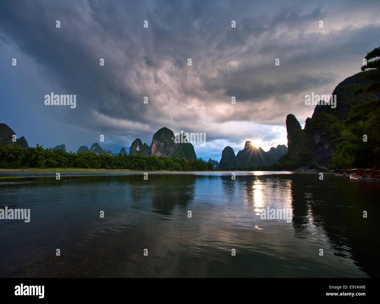Guilin, Yangshuo scenery Stock Photo - Alamy