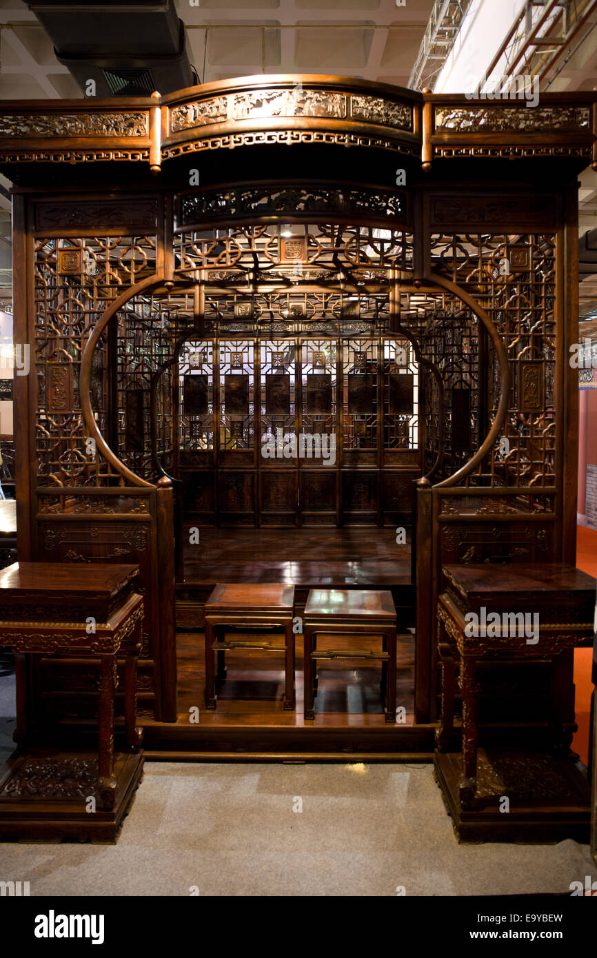 Classic furniture hi-res stock photography and images - Alamy