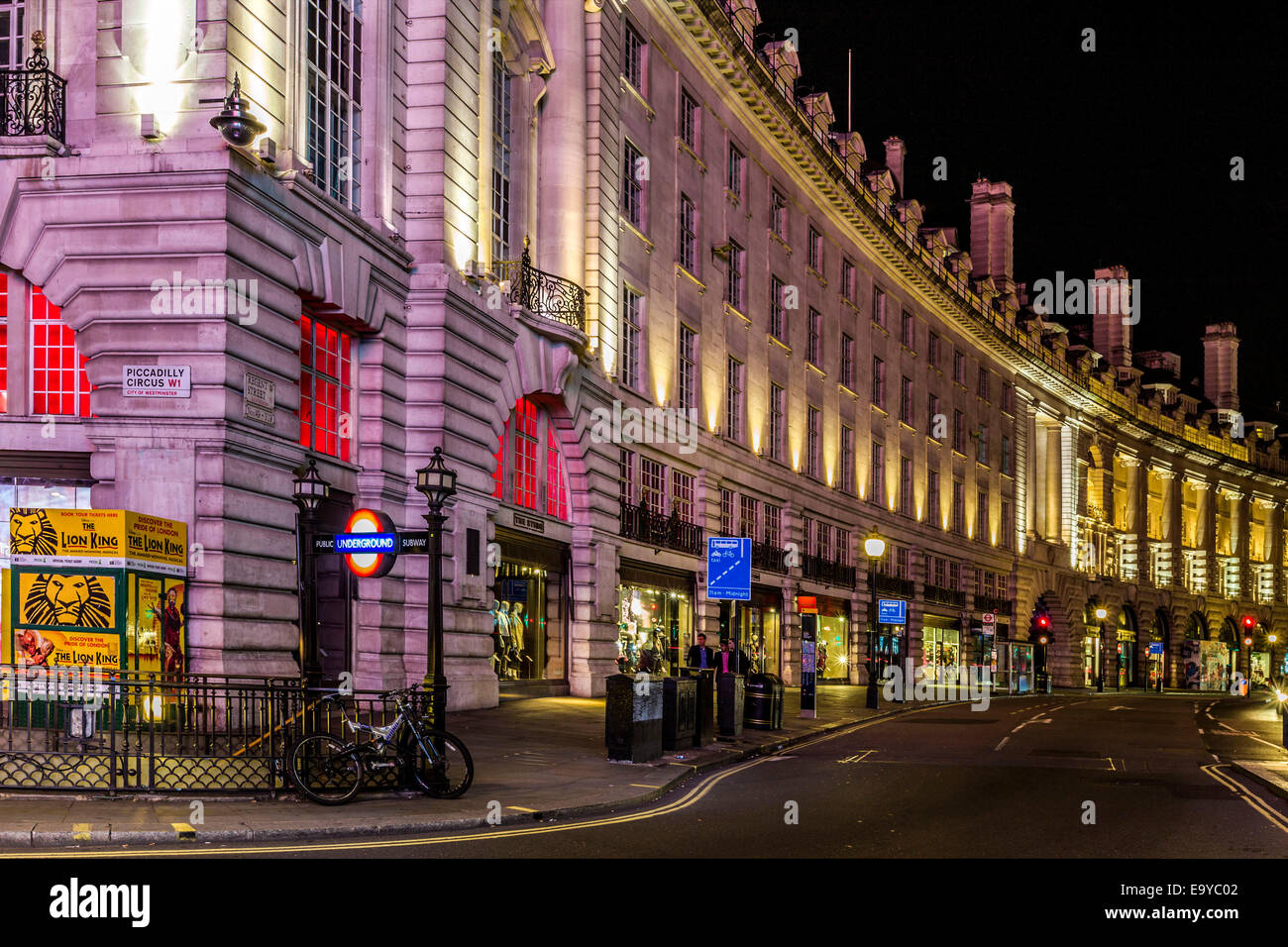 London roads hi-res stock photography and images - Alamy
