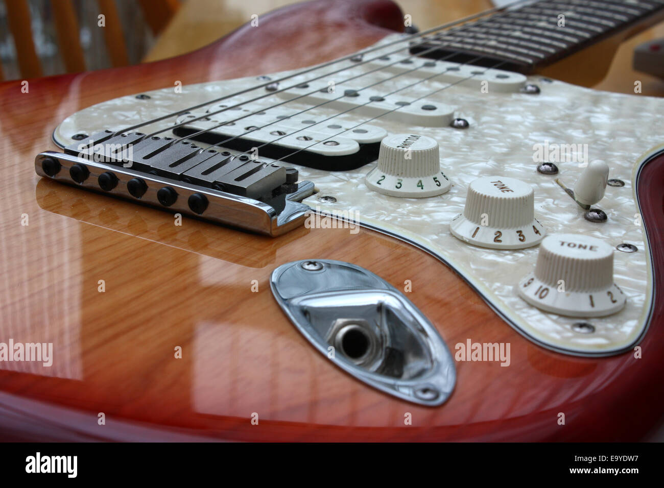 Music stringed instrument hi-res stock photography and images - Alamy