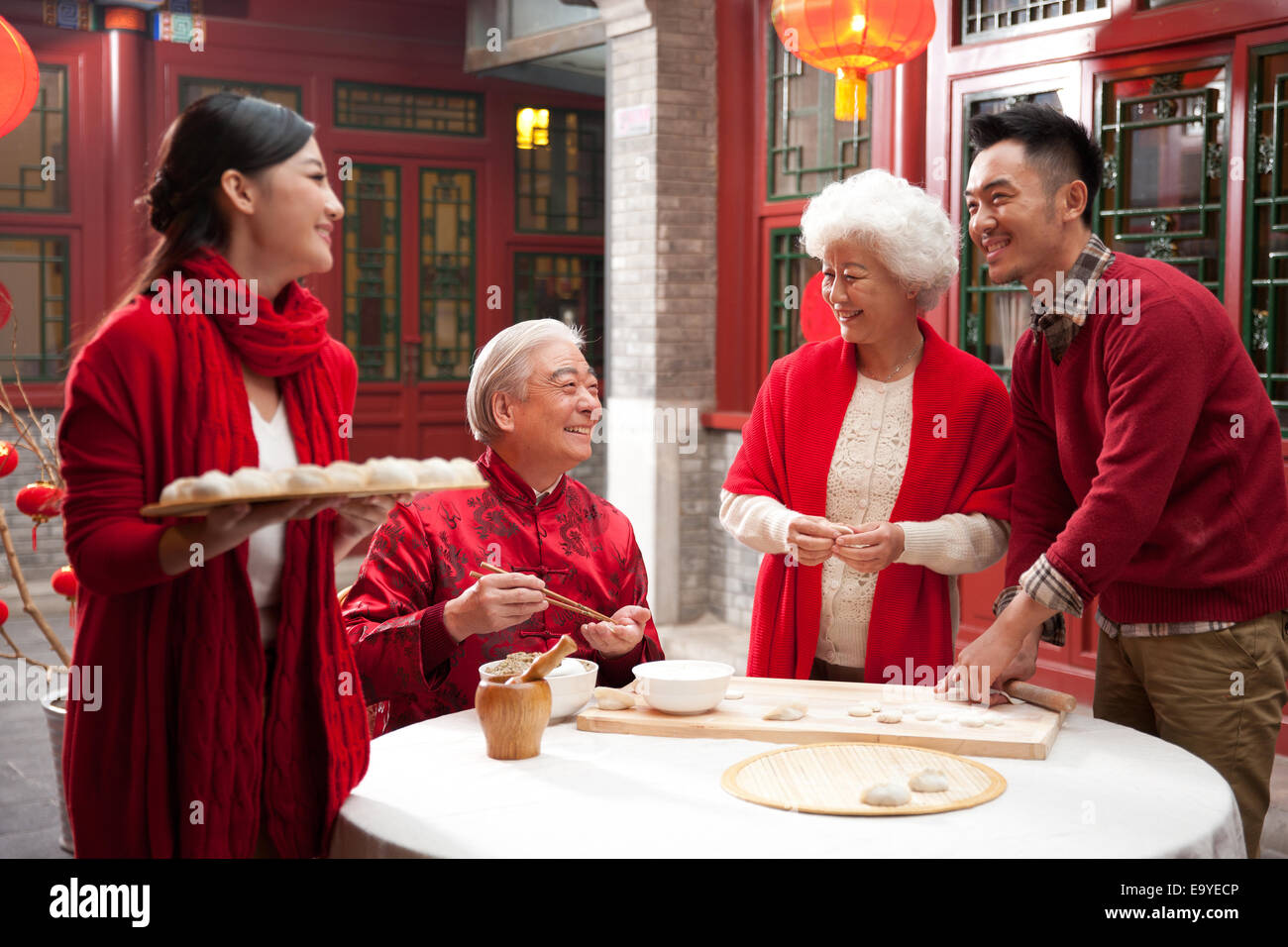 Tang family hi-res stock photography and images - Alamy