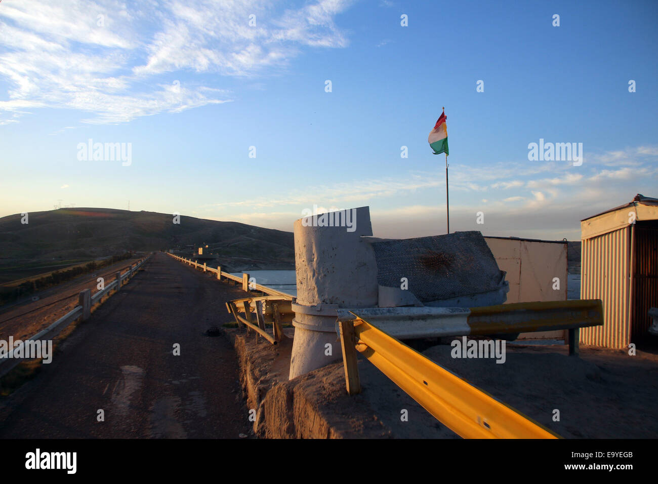 Mosul dam hi-res stock photography and images - Alamy