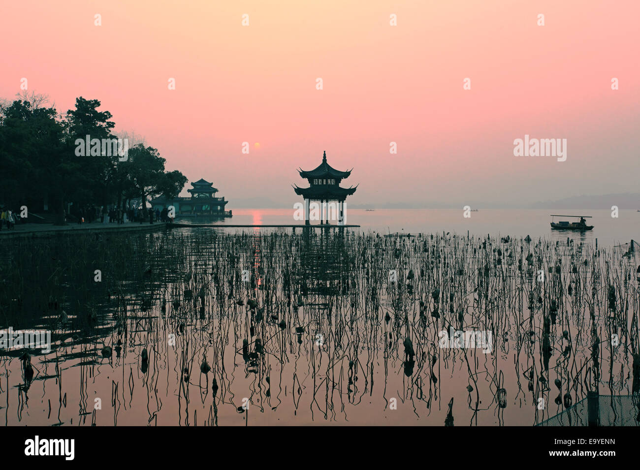 Beautiful West Lake in Hangzhou, Zhejiang Province Stock Photo - Alamy
