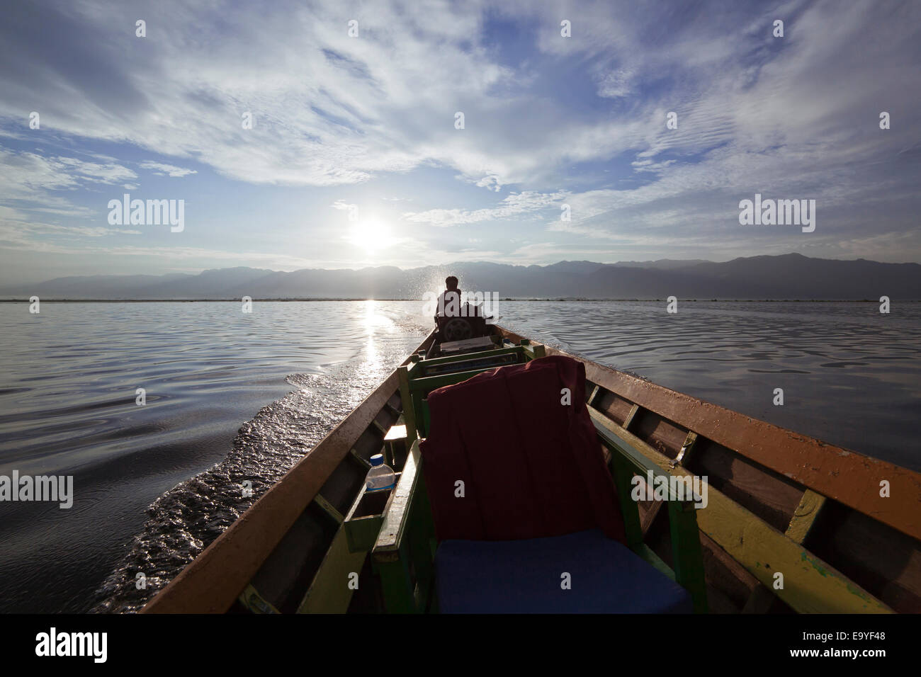 Myanmar Inle Lake scenery Stock Photo - Alamy