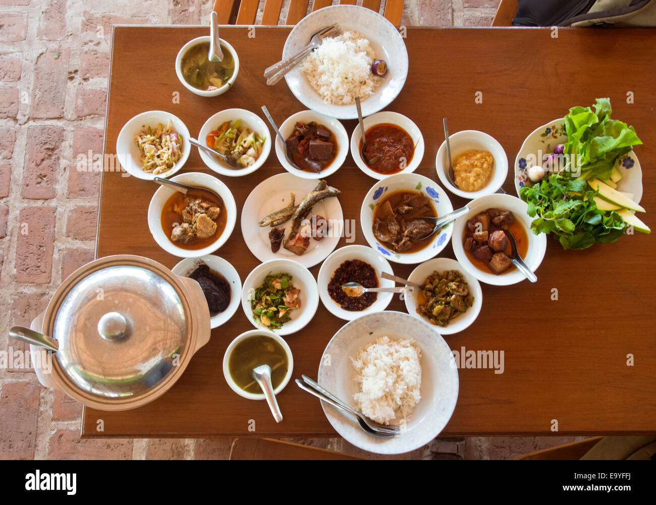 Myanmar snacks hi-res stock photography and images - Alamy