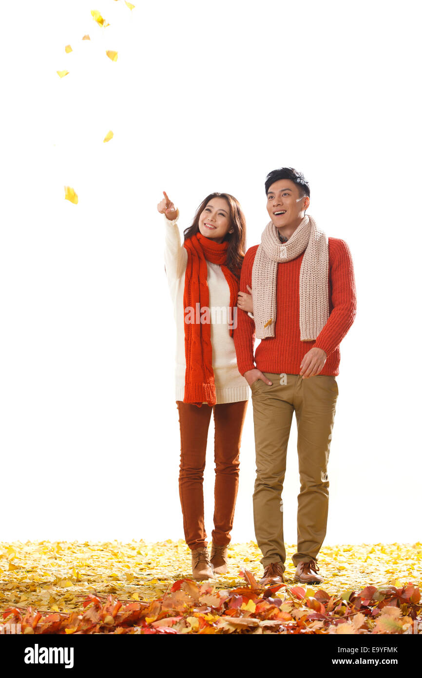 Non white couple nature hi-res stock photography and images - Alamy