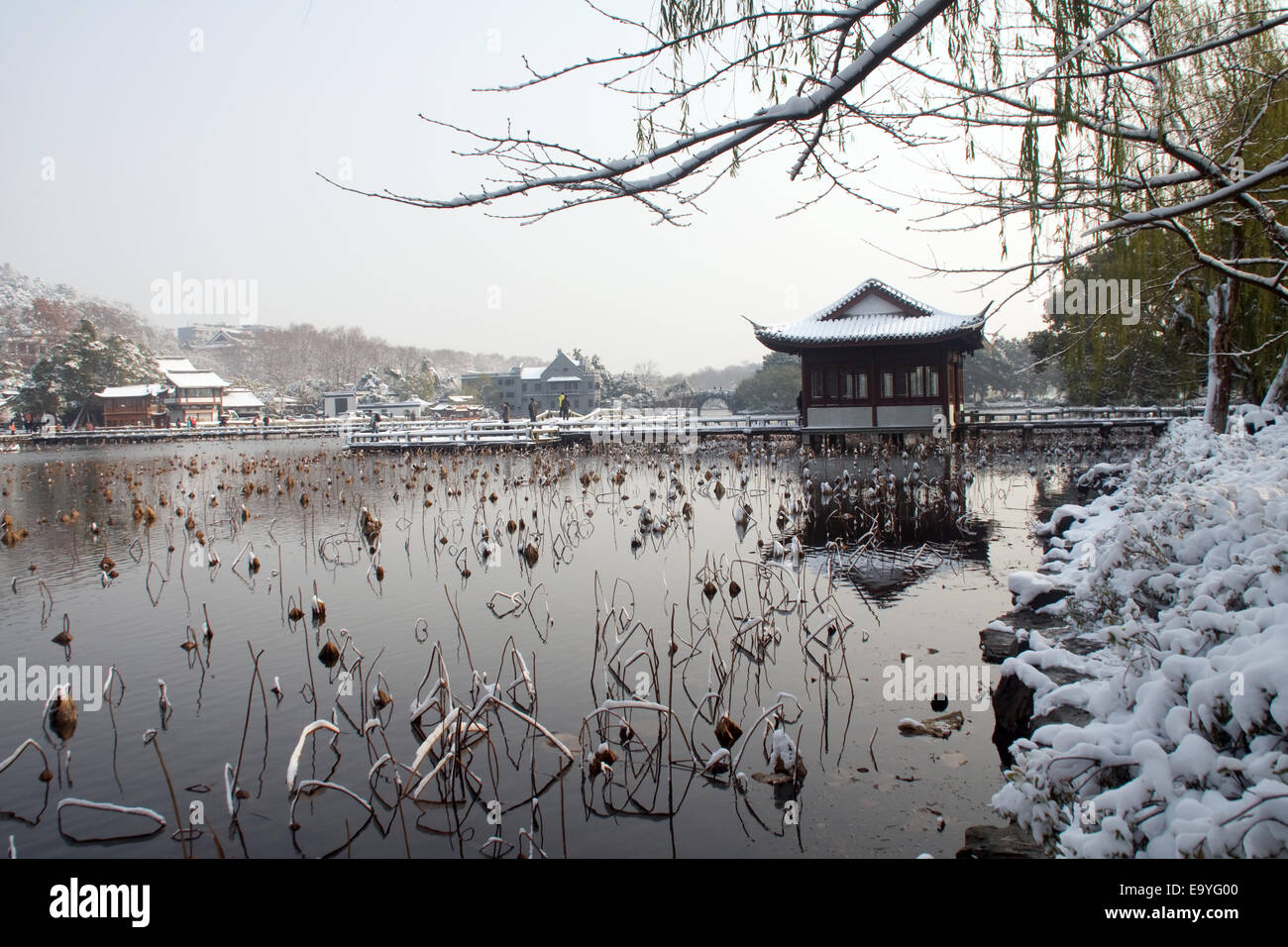 Hangzhou snow hi-res stock photography and images - Alamy