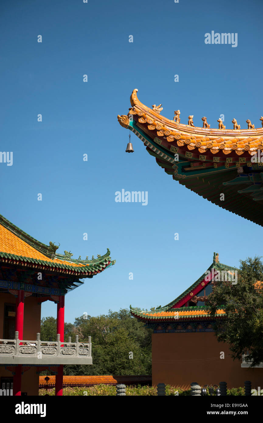 Chinese Chime Temple High Resolution Stock Photography and Images - Alamy