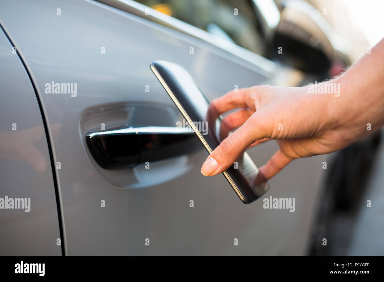 Connection bluetooth hi-res stock photography and images - Alamy