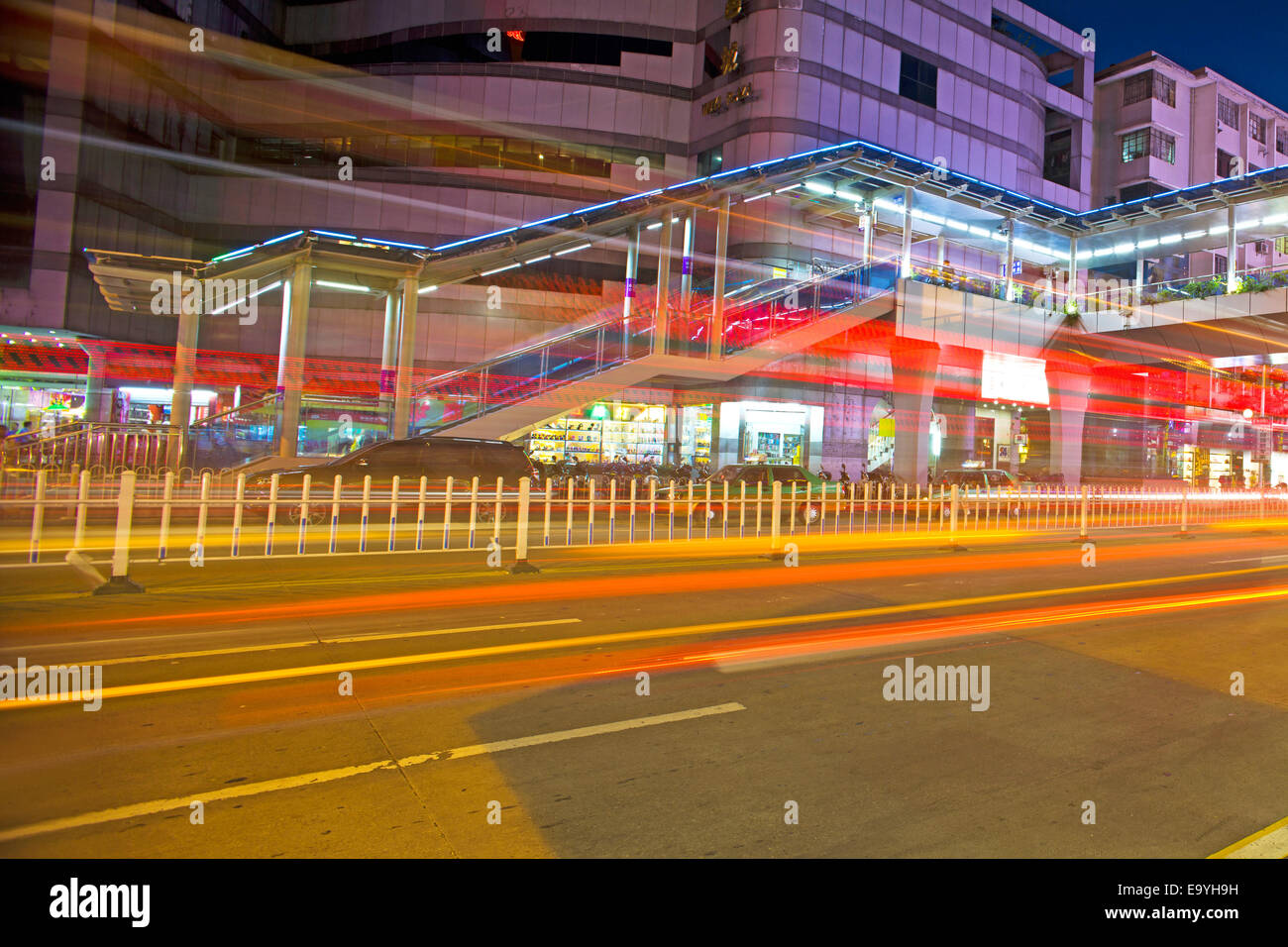 Flyover railing hi-res stock photography and images - Alamy